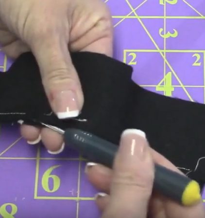 How to Use a Seam Ripper the Right Way - New Quilters